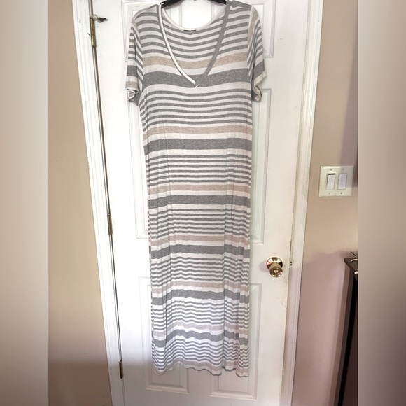 JODIFL | Dresses | Jodifl Vneck Straight Spandex Maxi Dress Size Xl ...